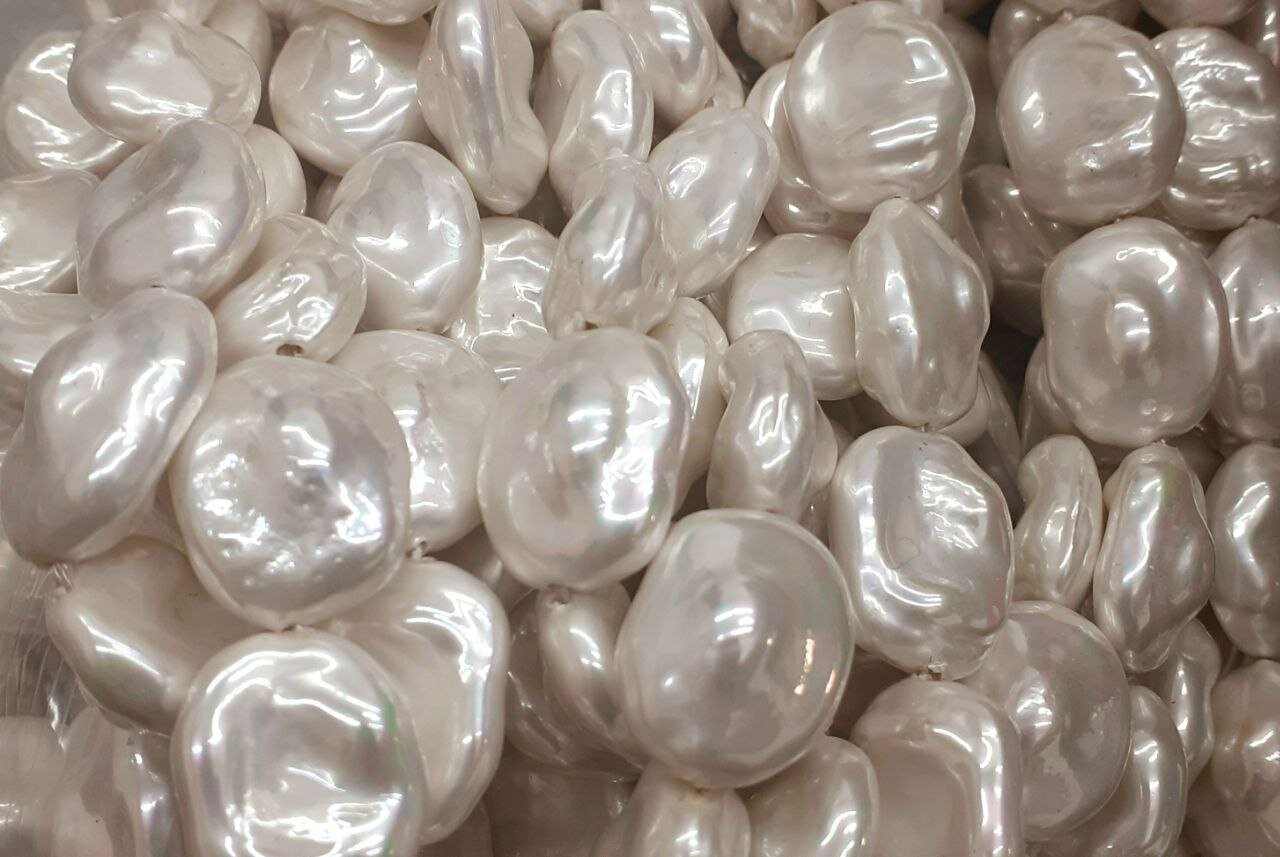 Крупный жемчуг "Майорка" 25х20мм, 10 штук