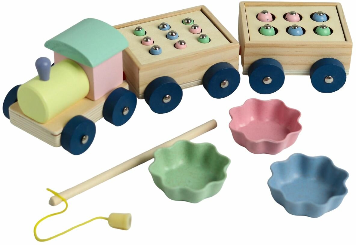 Развивающая игра "Паровозик" 3 в 1, игрушка каталка, сортер для детей, магнитная рыбалка с удочкой, учим цвета и счёт, 35х11 10 см