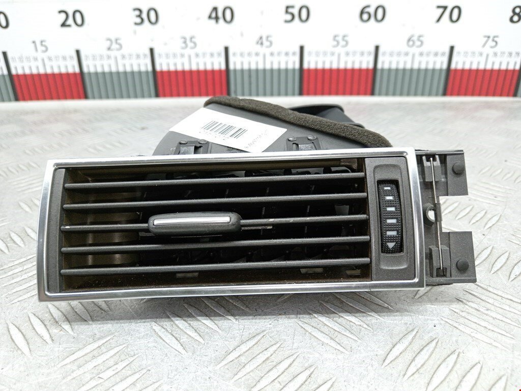 Дефлектор обдува салона Audi A6 C6 4F2820901B арт. 2157272