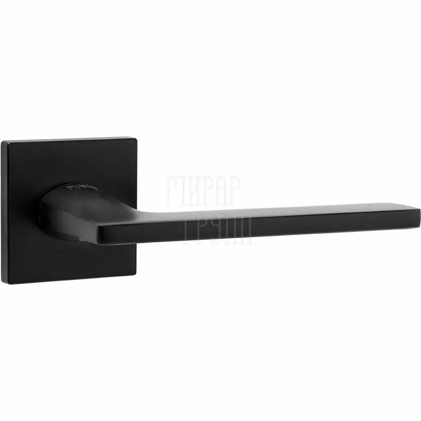 Дверная ручка Punto (Пунто) на квадратной розетке "MAIN" черный