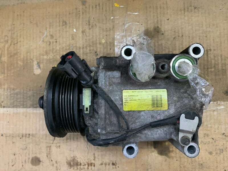 Компрессор кондиционера Ford Fusion хетчбэк 1.6