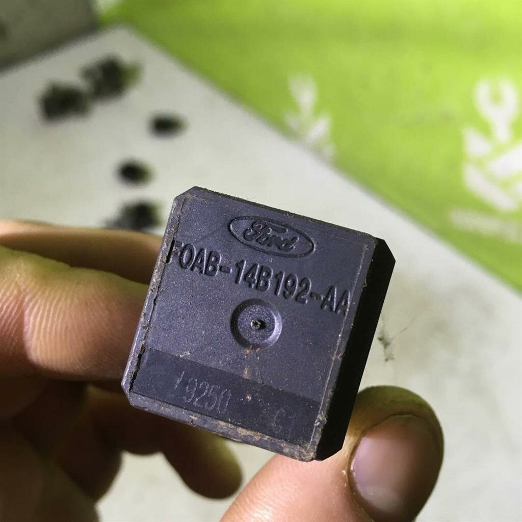 Реле Ford Focus 1 1998-2004