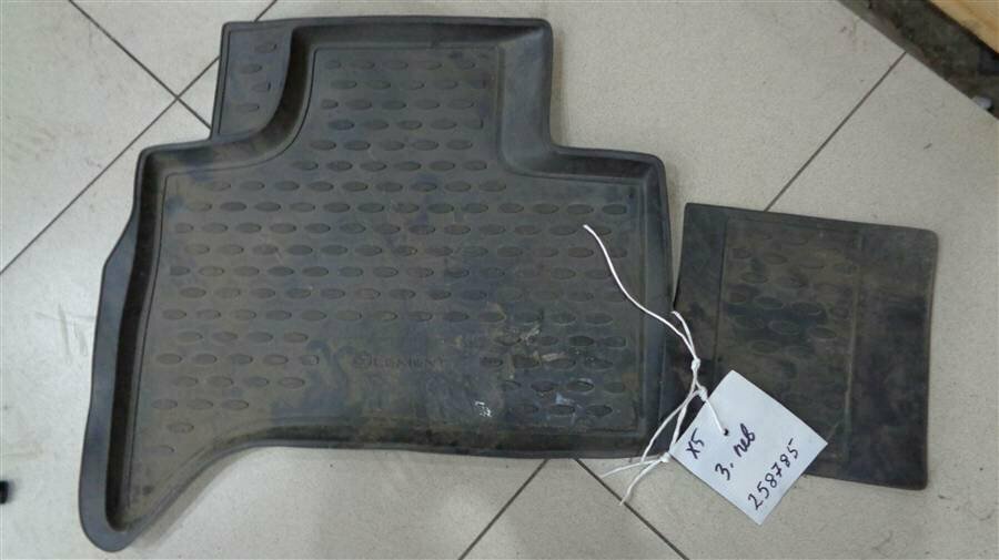 Коврик салона задний левый от BMW X5 E53 1999-2006