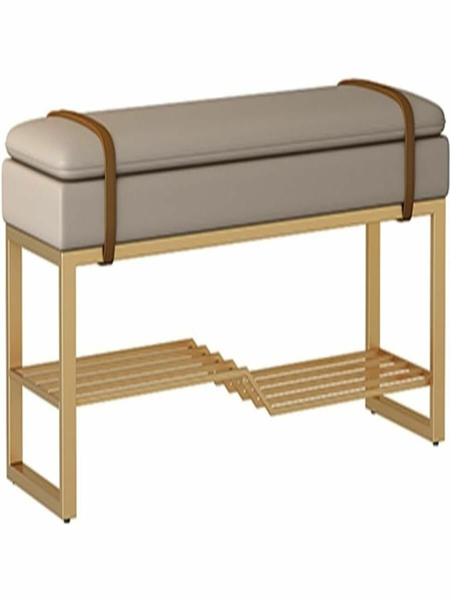 Скамья в изножье кровати