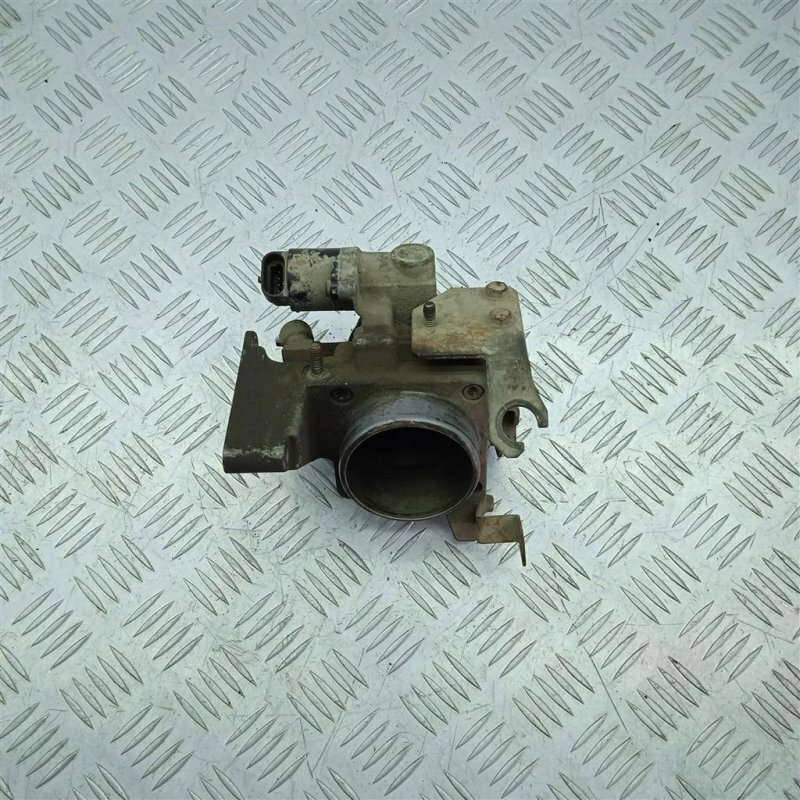 Б/У Заслонка дроссельная Opel Vectra B / Опель Вектра B 1.6 X16XEL 100Л.С. 1998