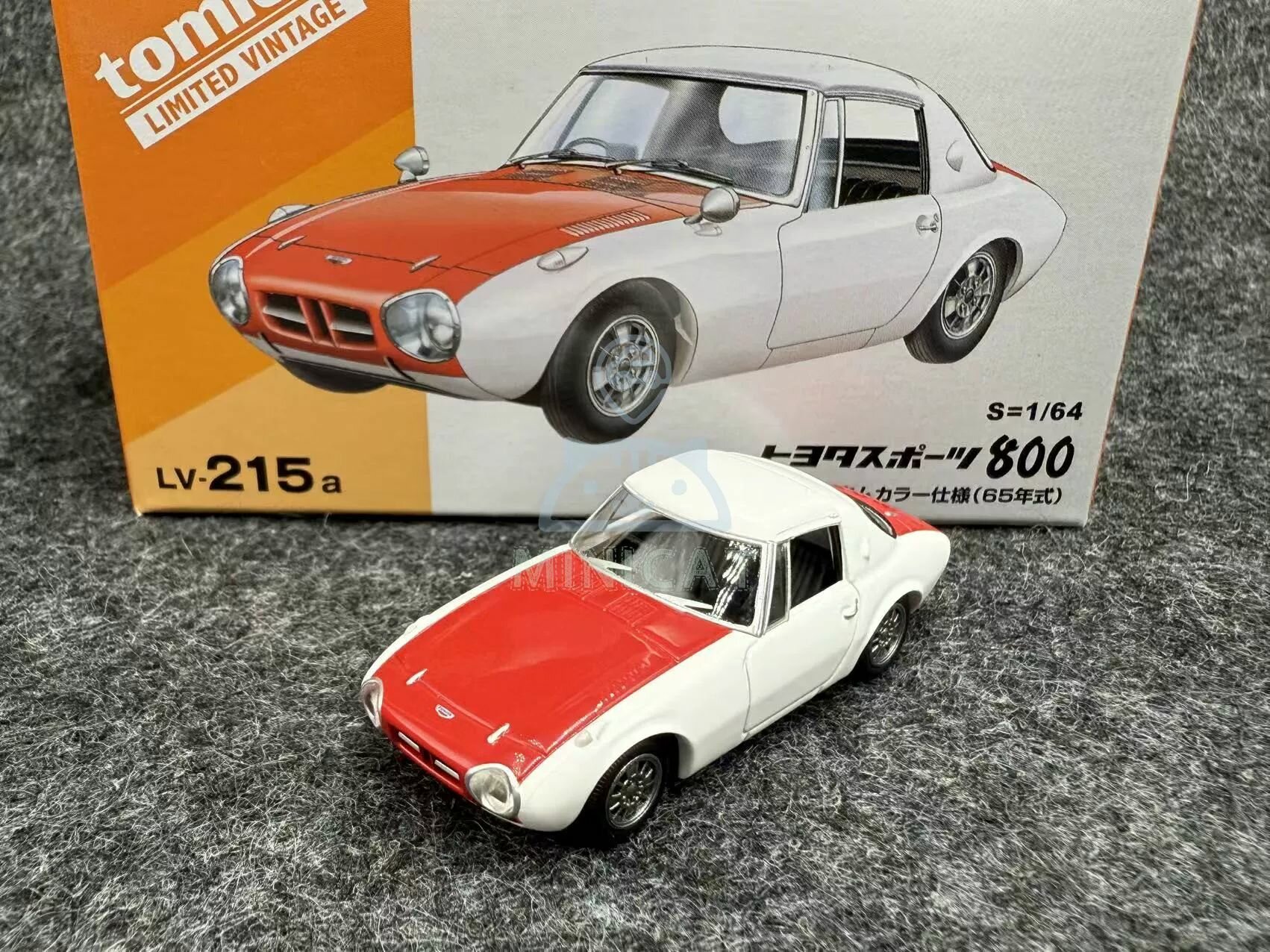 Машинка 2512 TOMYTEC 1:64 TLV LV-215a Toyota sports 800 1969 Red and White Die-cast Alloy Model Collection Toy Children Gifts