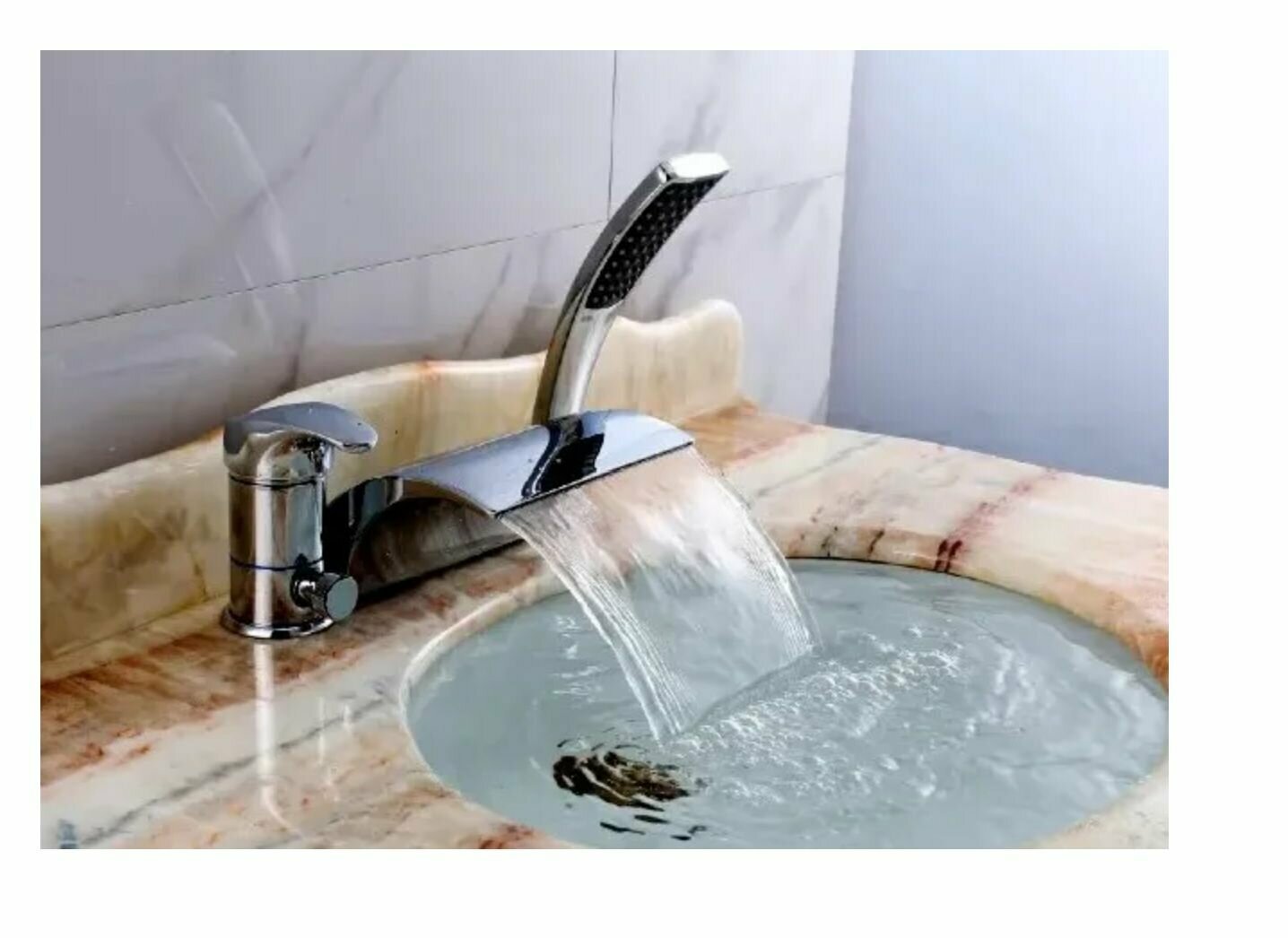 Смеситель из латуни на борт ванны GANZER 24033 Хром, водопад