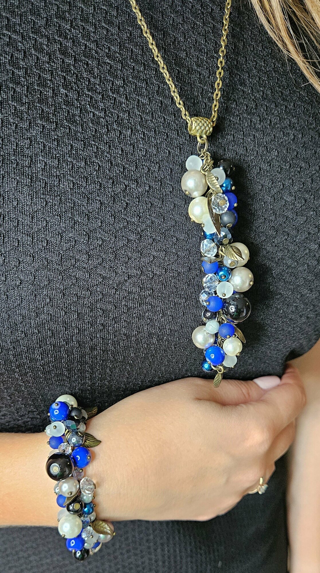 Комплект бижутерии: браслет, подвеска, металл