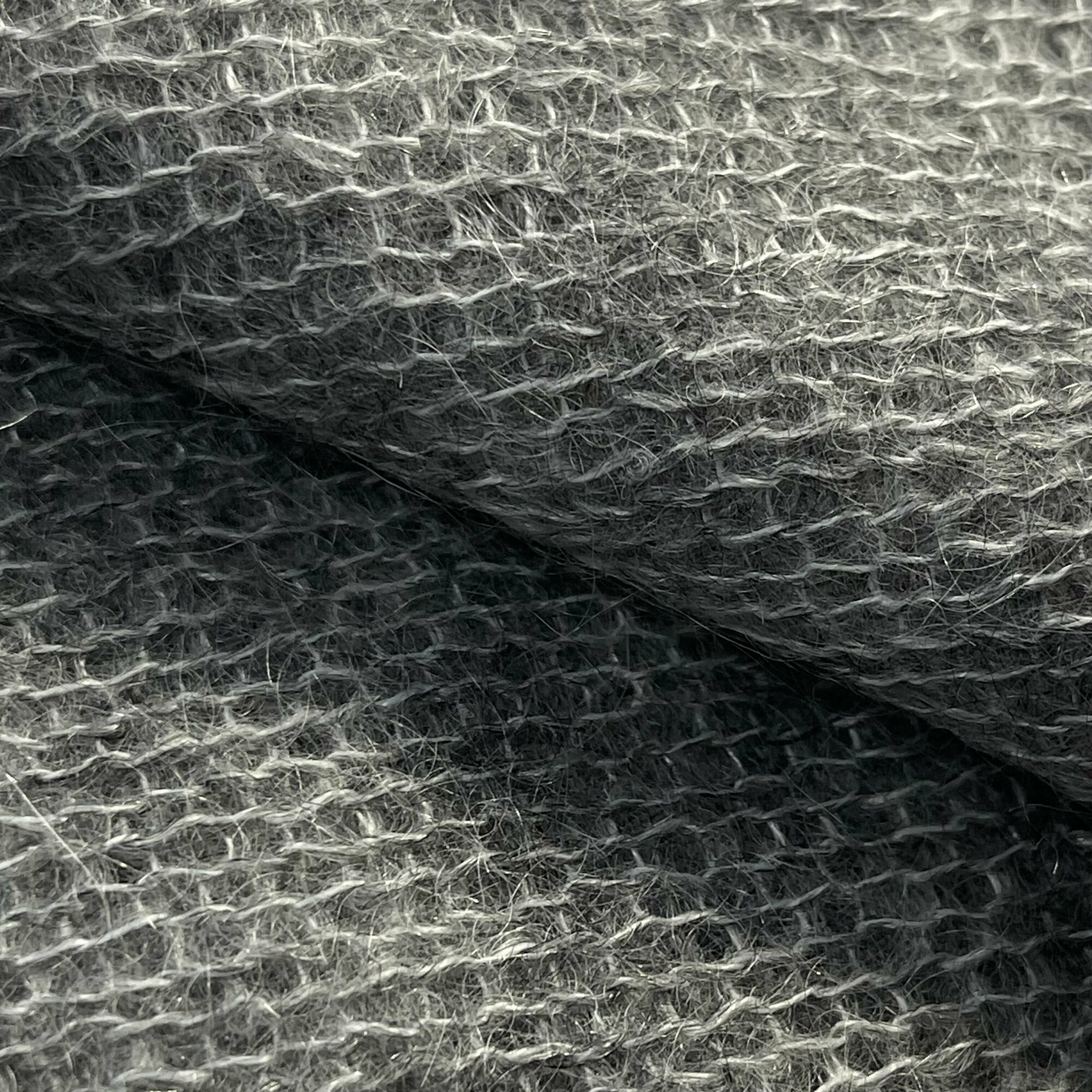 Трикотаж Мохер 100%. Ширина 100. Италия. Отрез ткани 1,45*1,0. Цена за весь отрез.