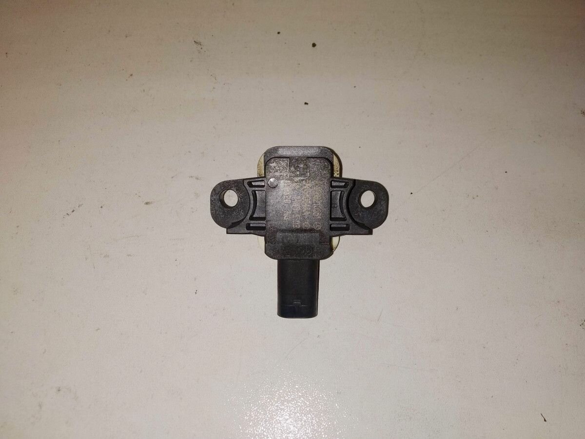 Датчик удара двери Airbag Mercedes Benz ML 166