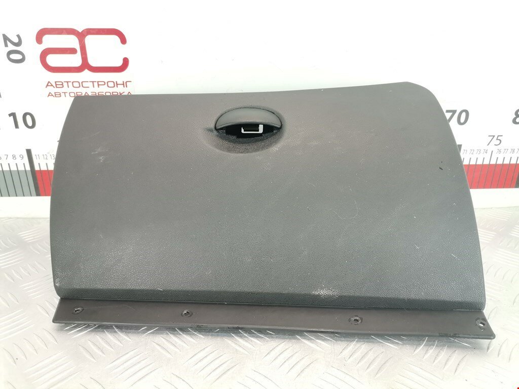 Крышка бардачка Renault Duster 1 6001550895 арт. 1422063