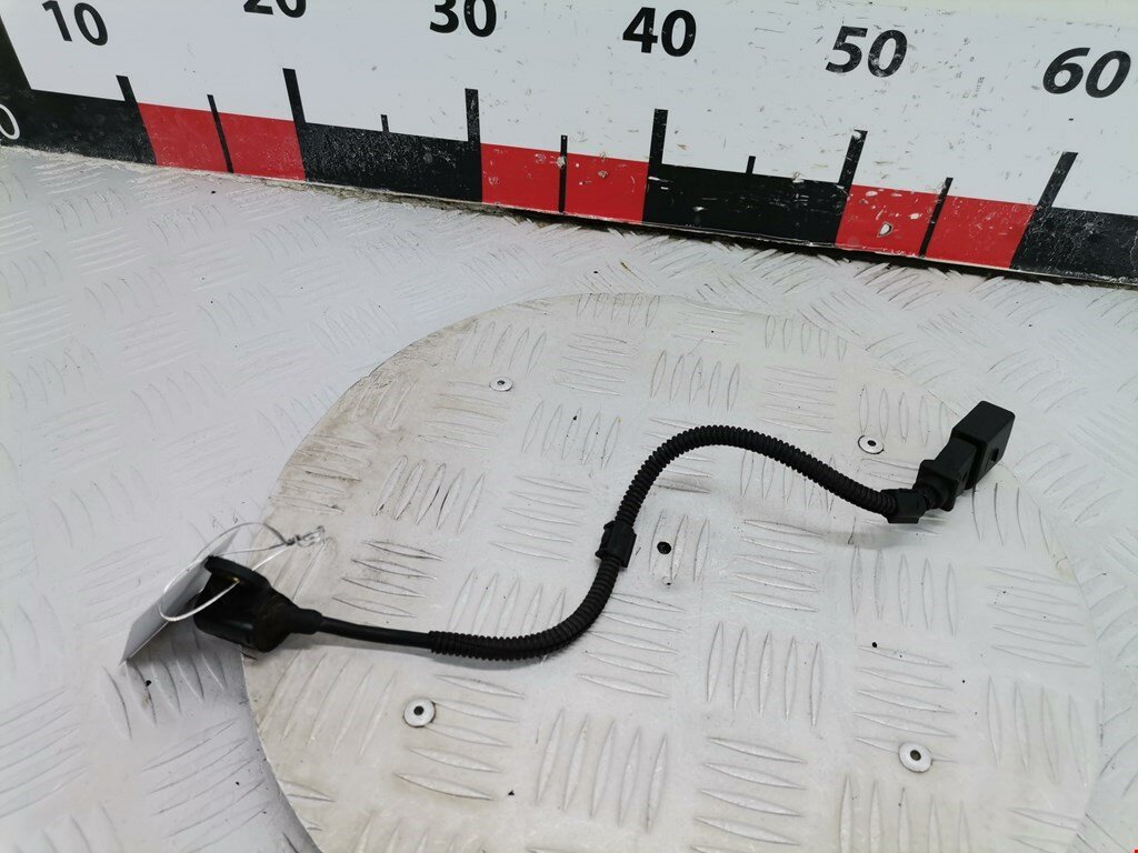 Датчик распредвала Audi A4 B8 03L957147A арт. 1594686