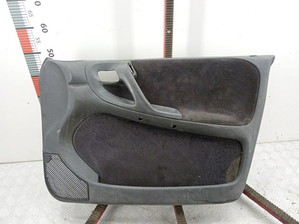 Обшивка (карта) двери передней правой Opel Astra F арт. 2102404