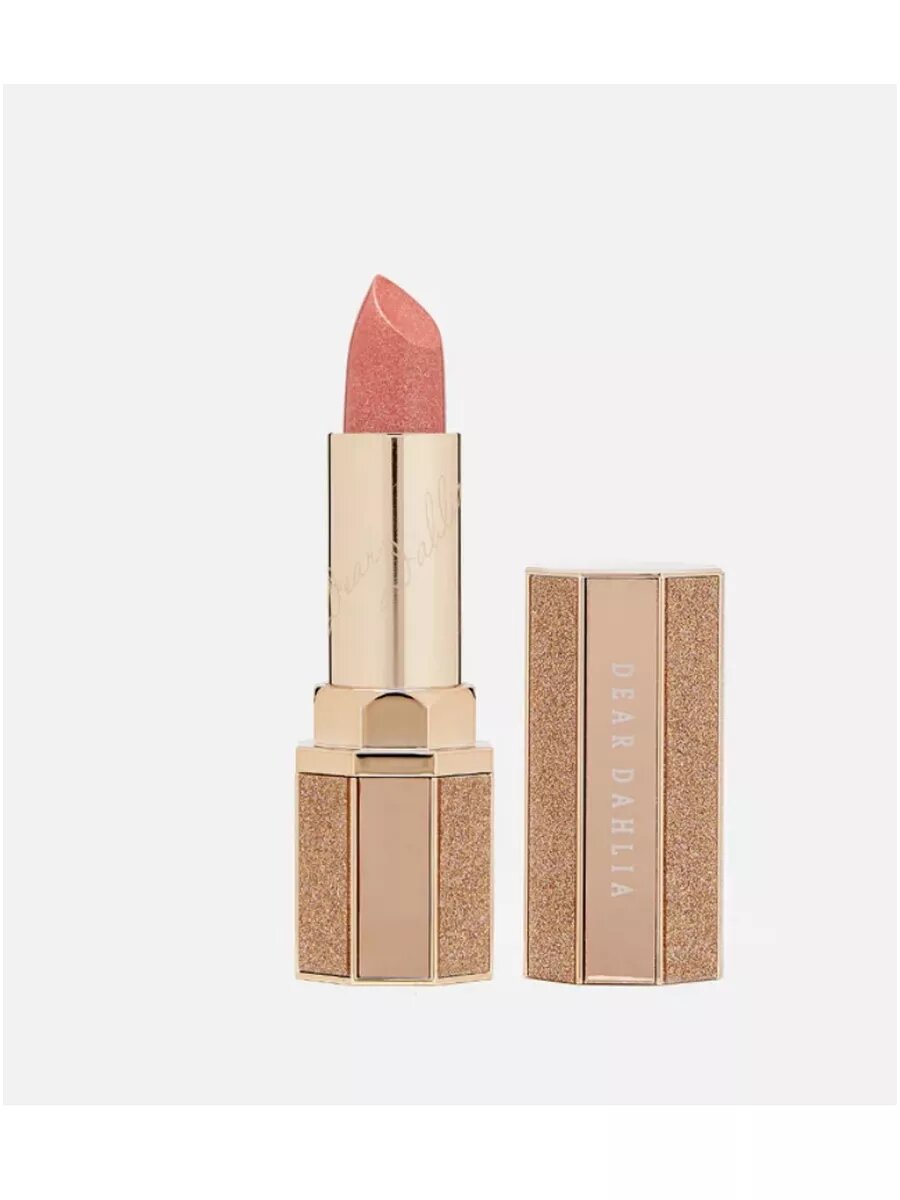 Помада с эффектом увеличения объема Attraction