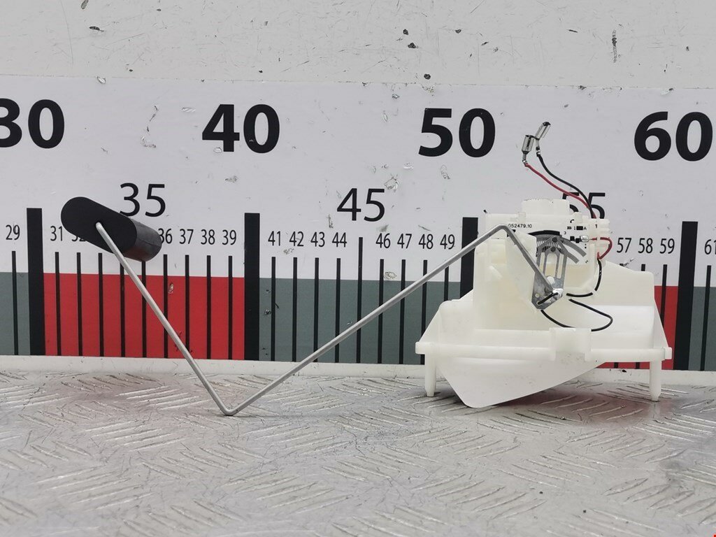 Датчик уровня топлива Renault Master 3 арт. 2115318