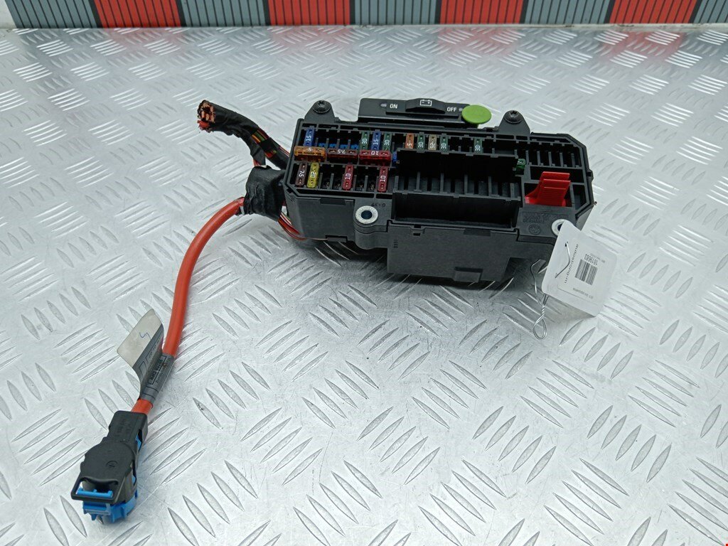 Блок предохранителей BMW 7-Series (E65/E66) 61136900583 арт. 1819683