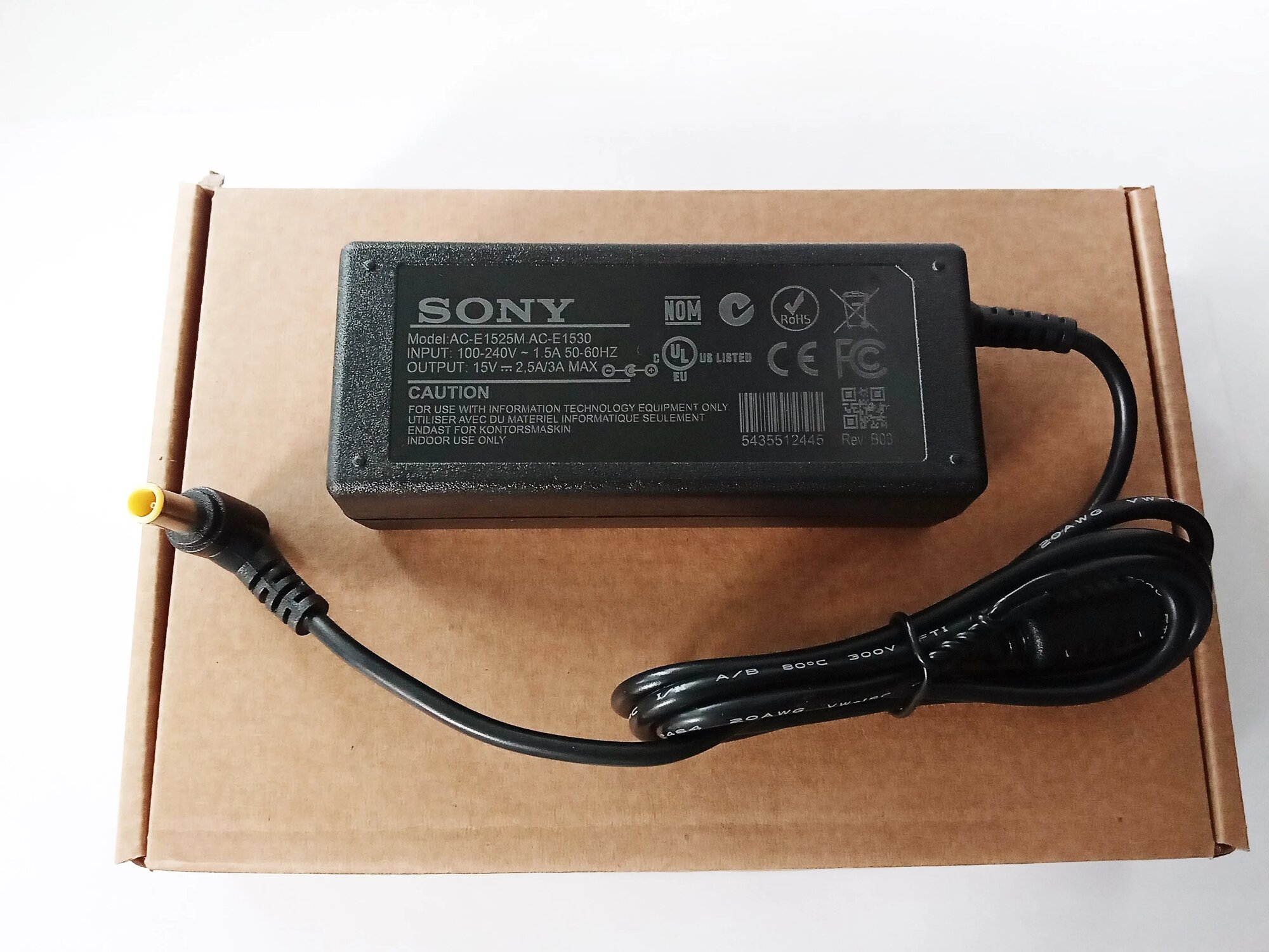 Блок питания Sony 15V 2.5A / 3A (адаптер AC-E1525M, AC-E1530)