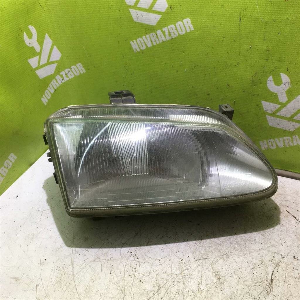 Фара правая Renault Scenic 96-99