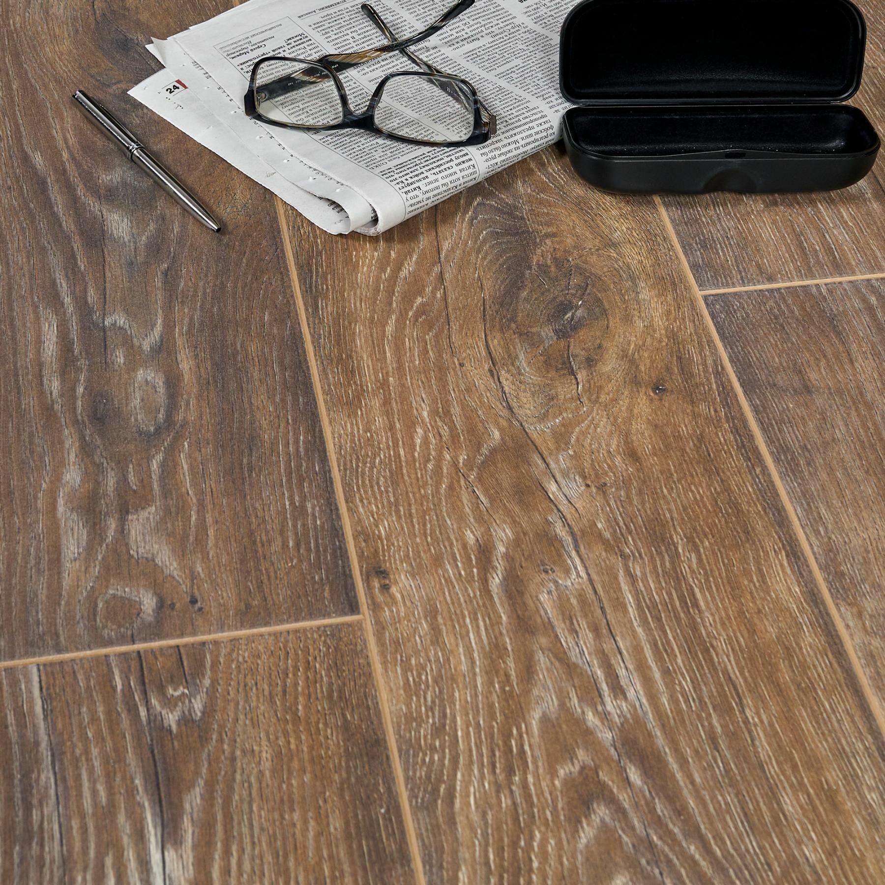 Ламинат Tarkett Poem 33 класс 10 мм Гомер (в уп. 6 шт./1.503 м2)