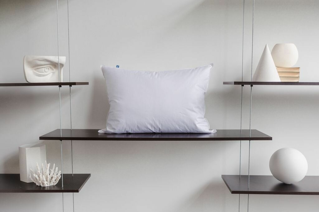 Подушка пух перо "3 звезды" в 100% хлопке упругая 50x70, GERMAN GRASS