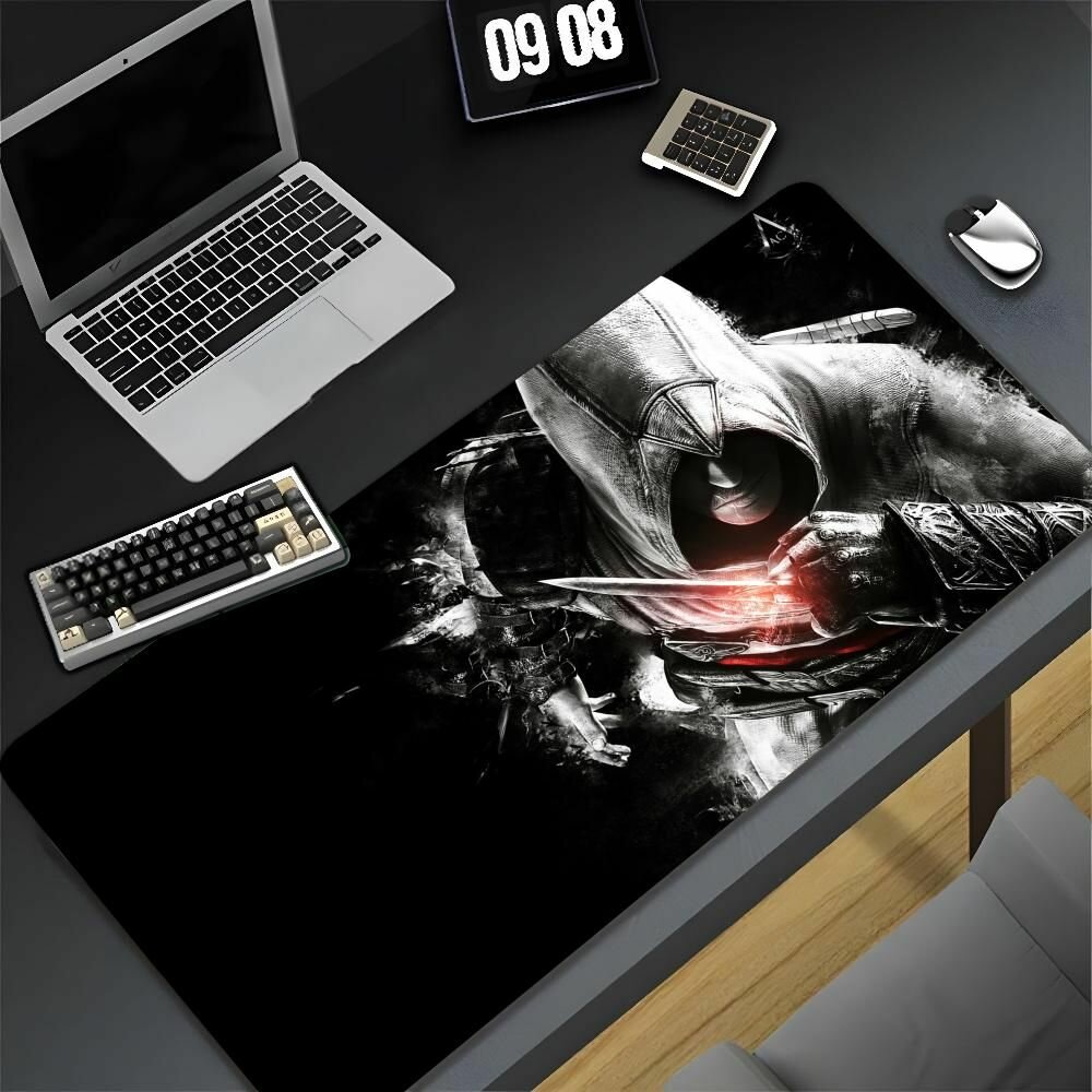 Игровой стол Assassins Creed, с клавиатурой и ковриком для мыши, 90x40 см