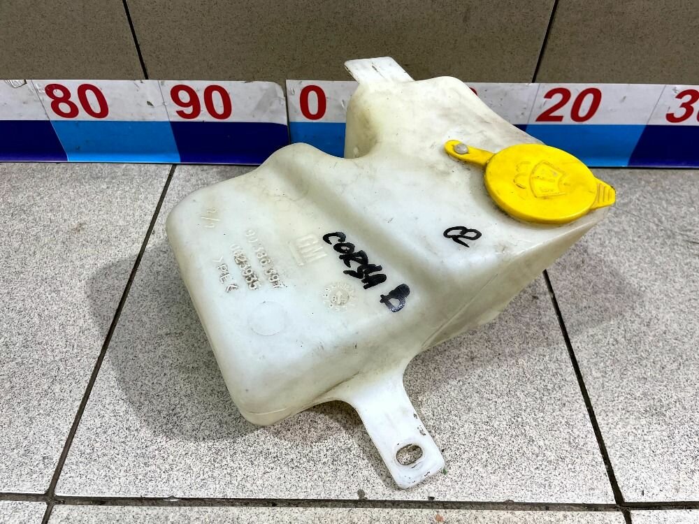 Бачок омывателя лобового стекла Opel Corsa B 1450505