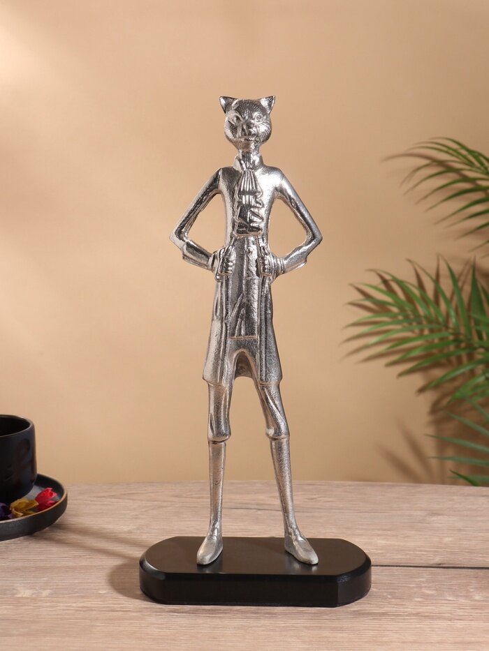Сувенир «Кот в сапогах», 9×17.5×39 см, алюминий, сталь, дерево