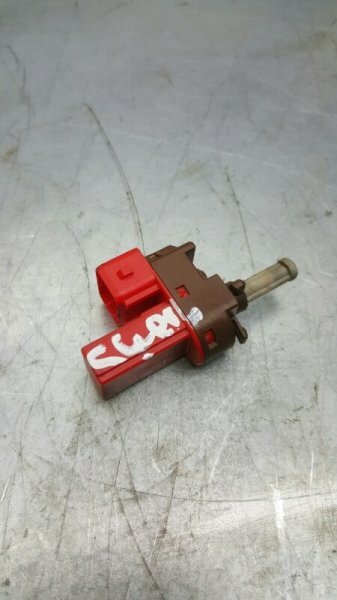 Концевик педали сцепления Ford Mondeo BFP L1L 1996 (б/у)