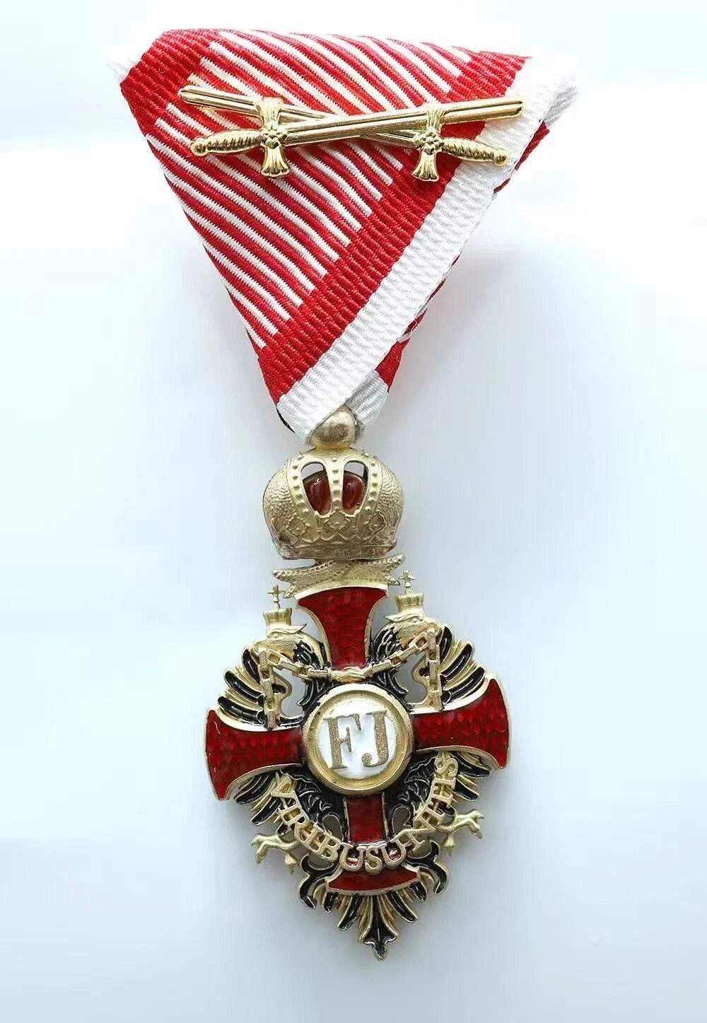 Копия медали Австро-Венгерской императорской короны Мерит Крест Франц Иосиф I