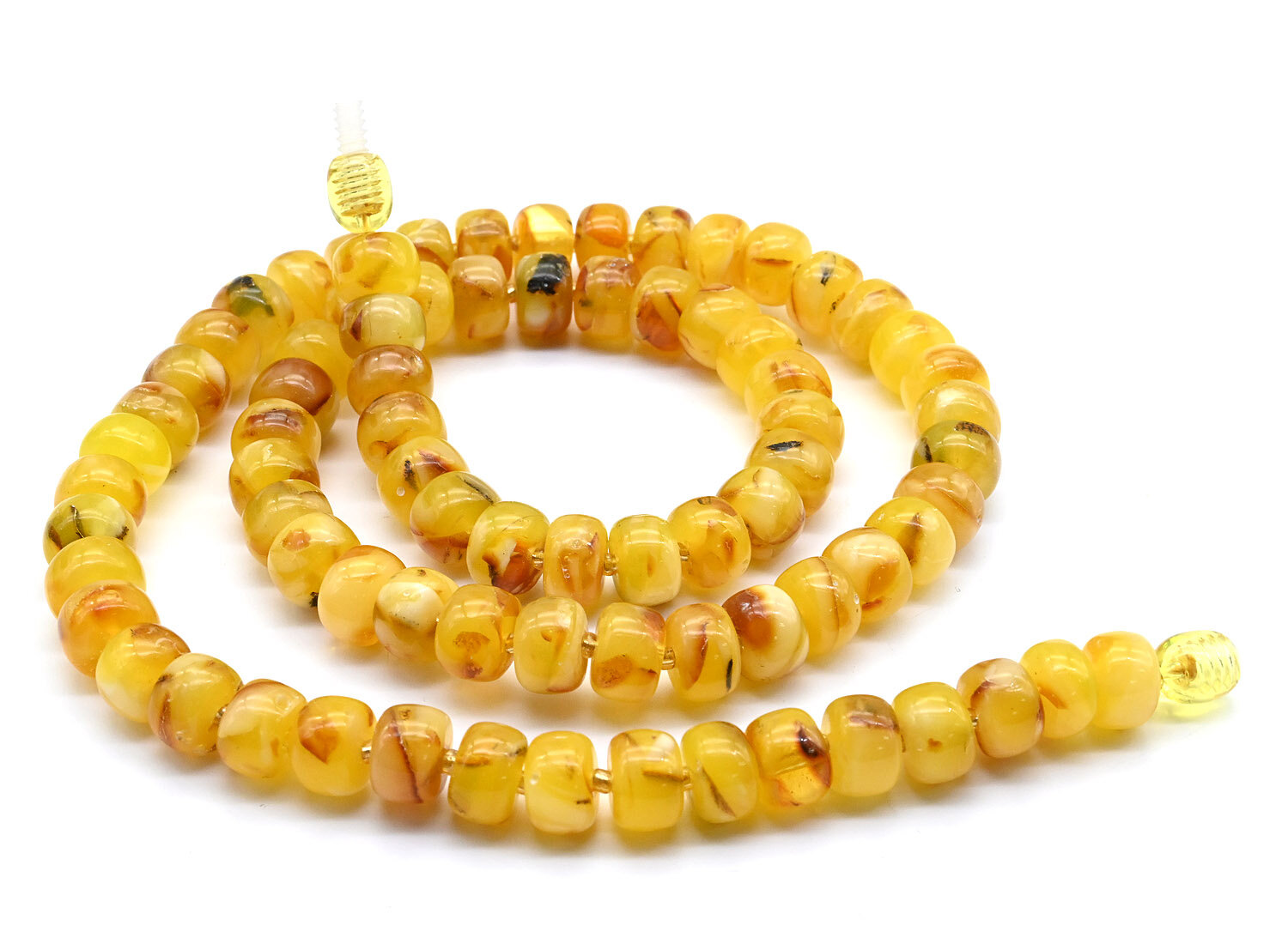 Бусы, янтарь
