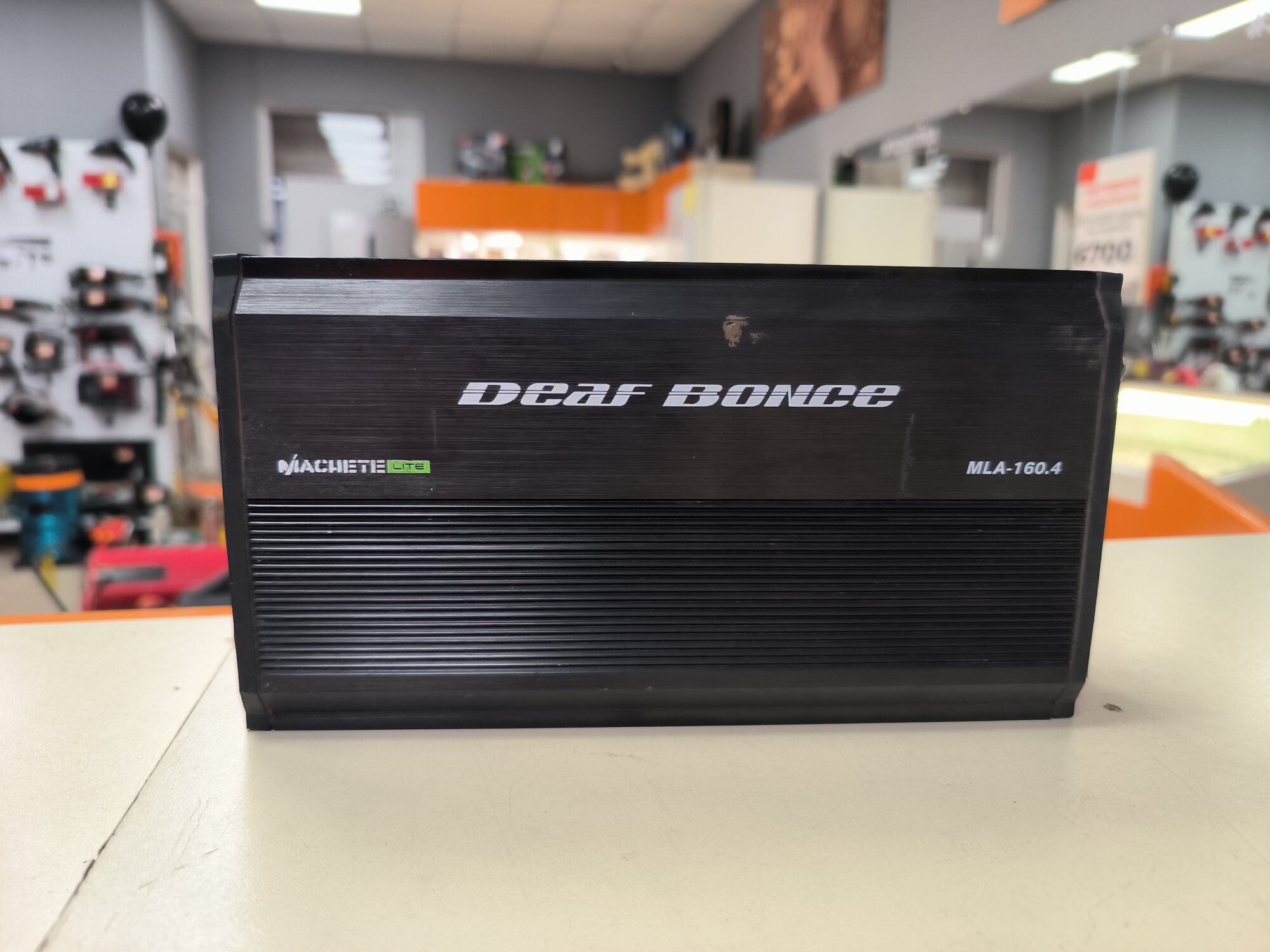 Автомобильный усилитель Alphard "Machete" MLA-160.4, класс D, 4 канала Б\У уценка