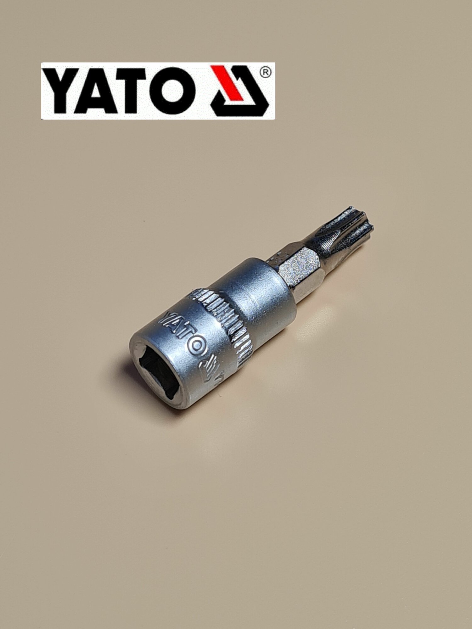 Торцевой ключ Yato TORX 1/4 " T30 L37MM арт. YT-04306
