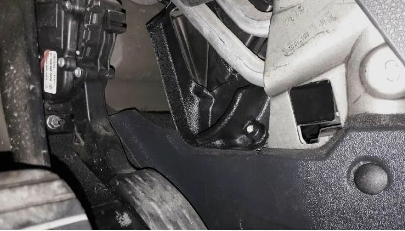 Дефлектор " теплые ноги " Рено дастер, Логан, Лада Ларгус