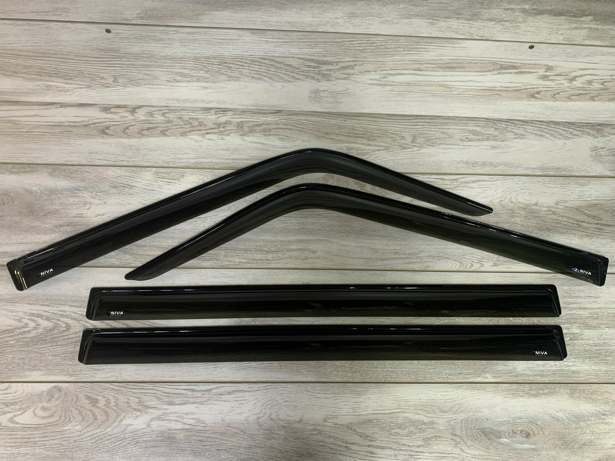 Дефлекторы (ветровики) окон на Ваз 2131 5дв. Нива