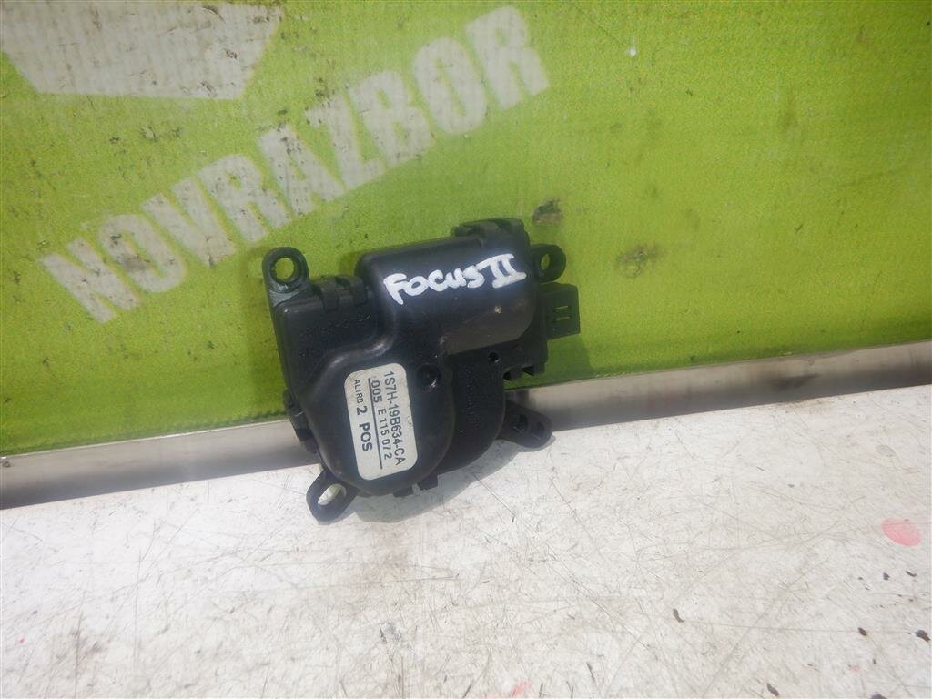 Моторчик заслонки отопителя Ford Focus 2 05-08