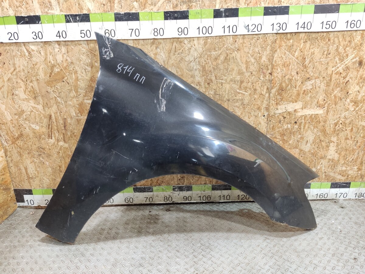 Крыло переднее правое MERCEDES ML w164 1648810201