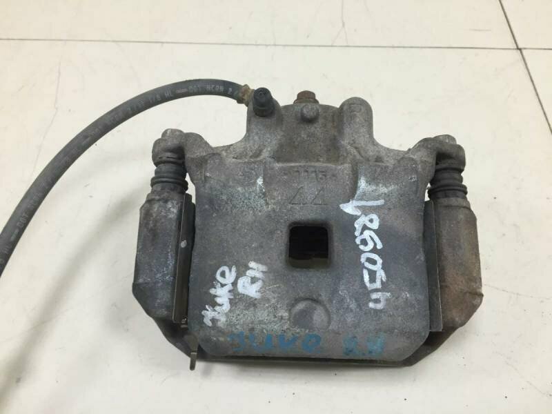 Суппорт передний правый Nissan Juke F15 2011 кат.номер: 41001JN00A