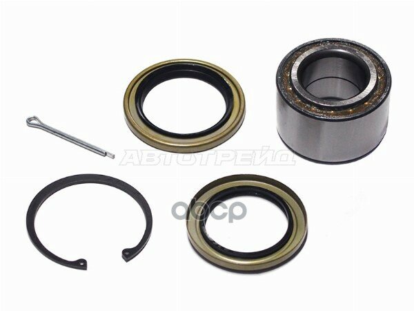 Подшипник задней ступицы Toyota Crown 95-01 / Mark II 88-00 Sat арт. ST-43BWD03