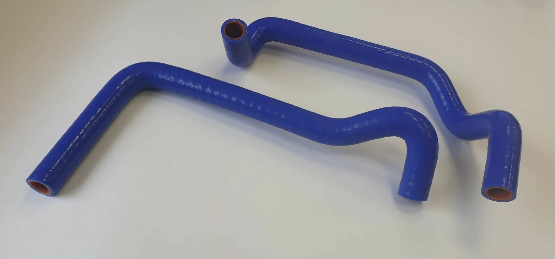 Патрубки печки УАЗ PATRIOT с 2019 г в АКПП армированный силикон комплект 2шт Technik 3163-2019