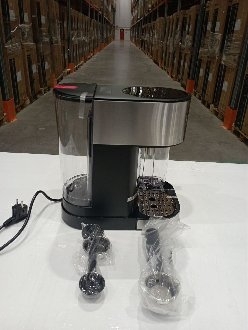 Кофемашина рожкового типа MAUNFELD MF-720S PRO