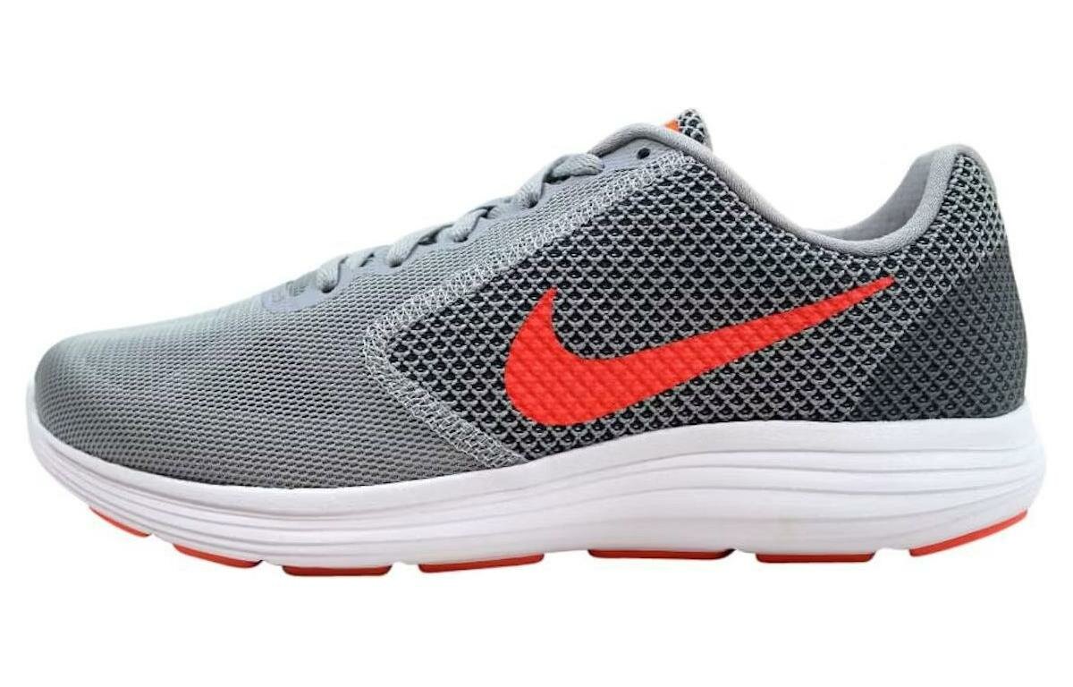 Кроссовки NIKE Revolution 3