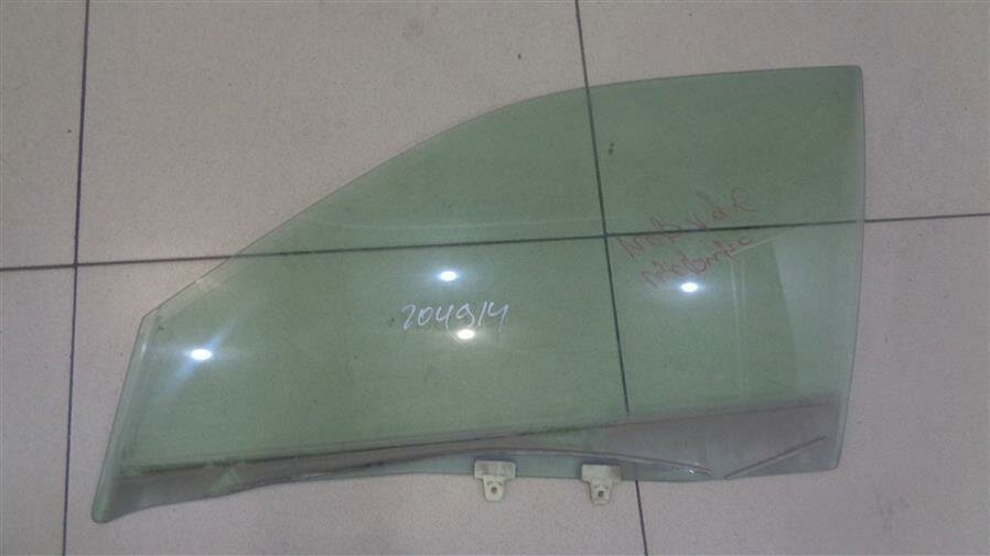 Стекло двери передней левой от Nissan Cefiro 3 1998-2003