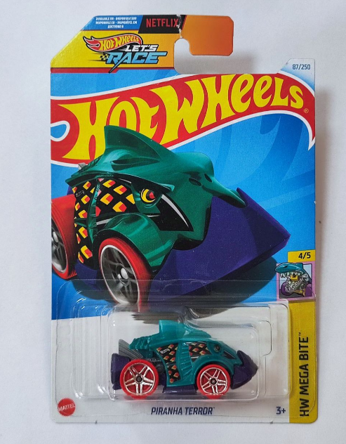 Hot Wheels Машинка базовой коллекции PIRANHA TERROR зеленая C4982/HTC04