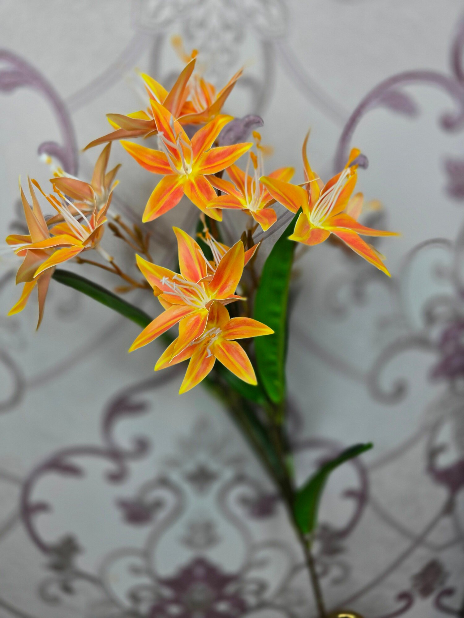 Искусственное растение лилия