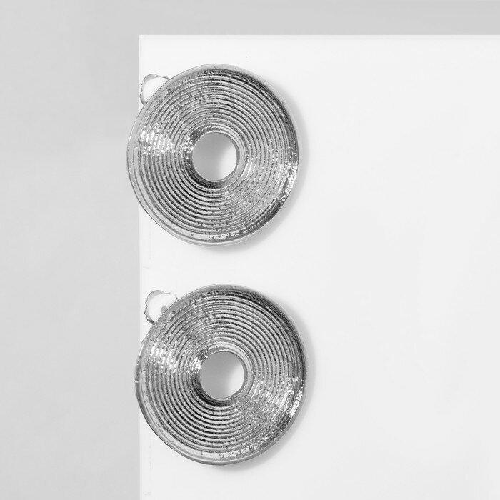 Клипса для имитации пирсинга