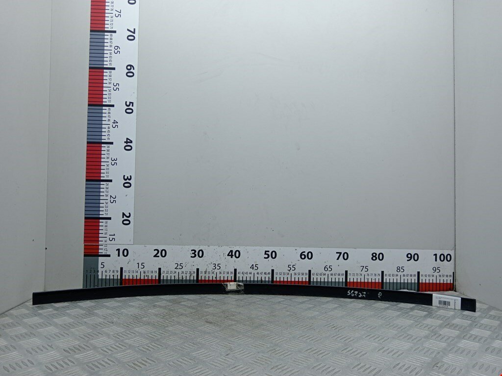 Накладка (молдинг) двери передней левой Audi A4 B5 8D0853953 арт. 2125478