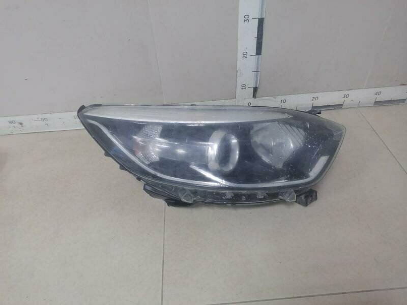 Фара правая Renault Kaptur 2016 кат.номер: 260108765R