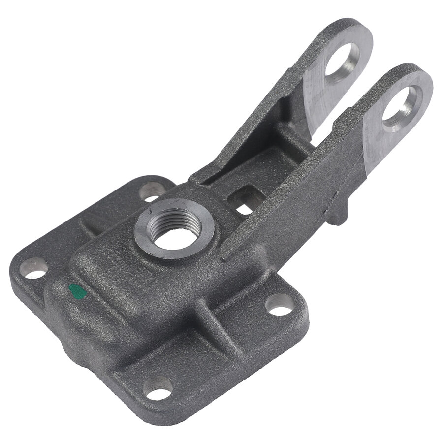 Кронштейн рычага раздатки ВАЗ 2121, 2123 на блокировку дифференциала (с отвертием под датчик) (артикул 21230-1802236-00)