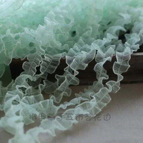 Кружевная тюлевая ткань с рюшами 3 см Зеленый, green