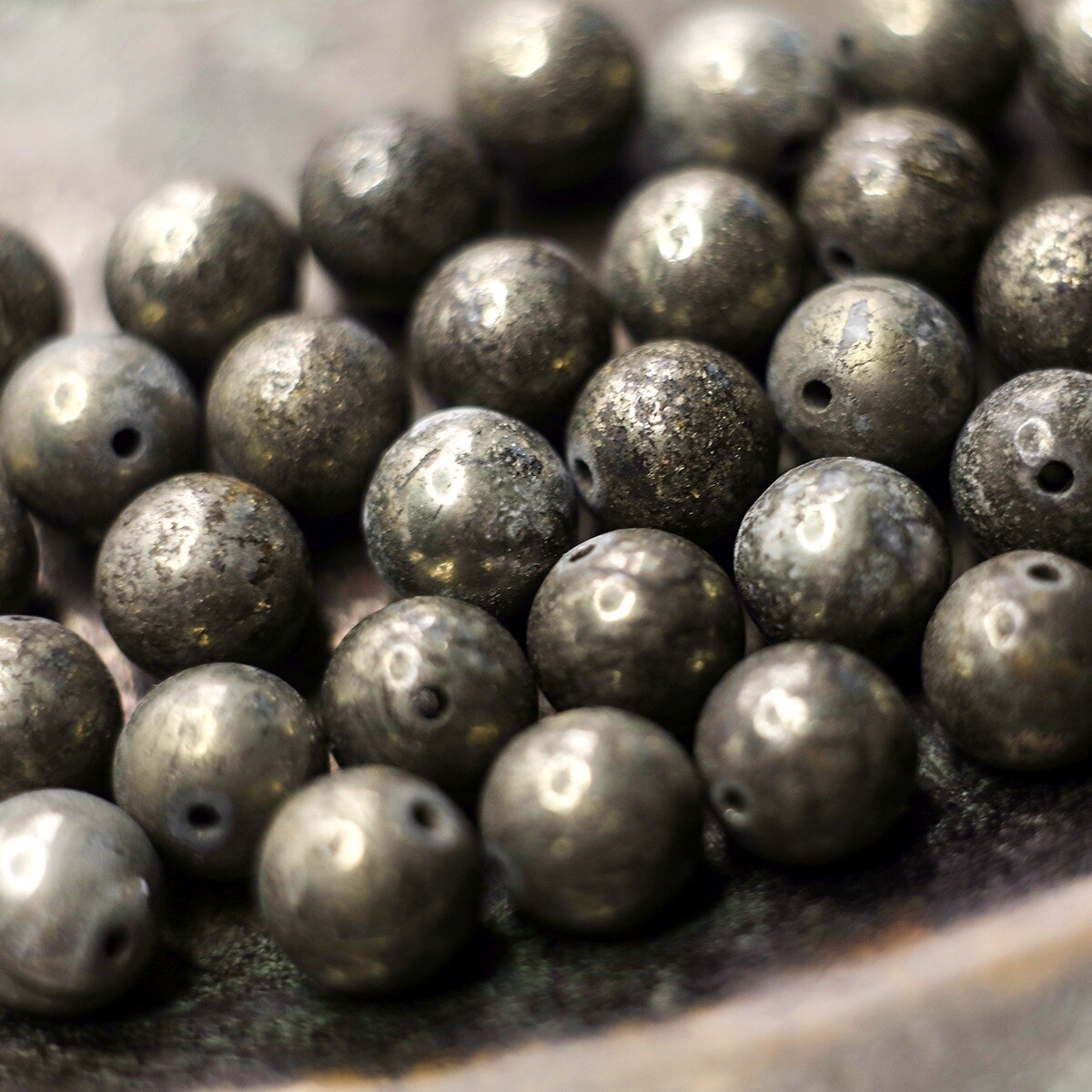 Пирит Бусины натуральные 10 шт, цвет оливково-серый, размер 10 мм